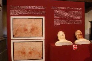 El rostro de Jesús oculto en el Sudario de Oviedo – OSMTJ
